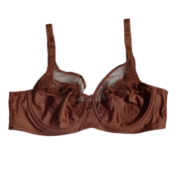 Wacoal | Intimates & Sleepwear | Wacoal Feather Embroidery Underwire ...